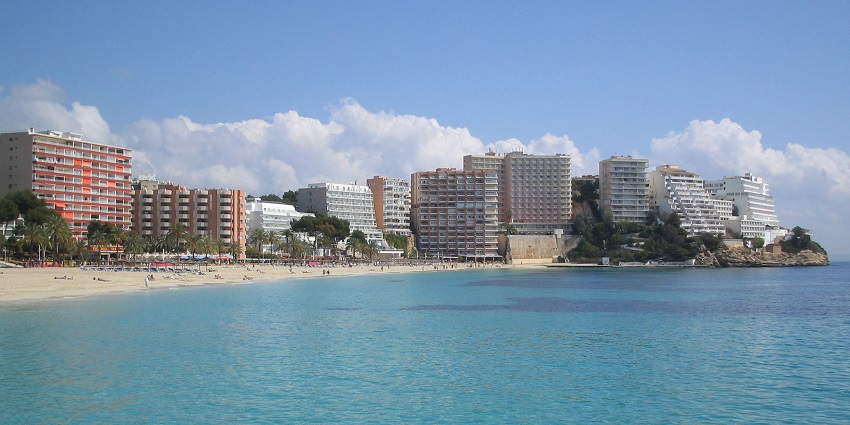 15 Best Party Places In Europe: Fun And Adventure - TripXL