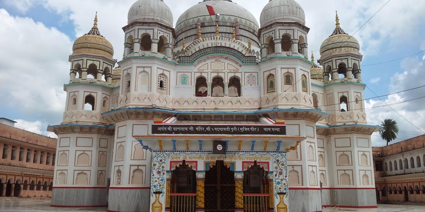 14 Places To Visit In Panna: From Temples To Tiger Reserves - TripXL