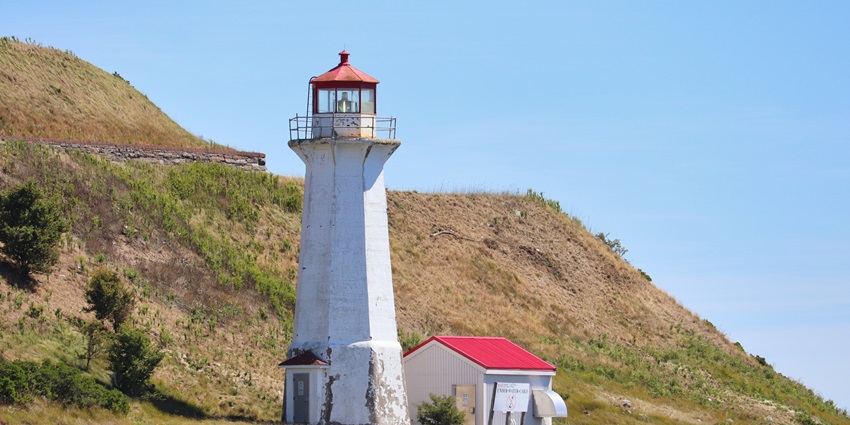 Smallest Islands In The World: Tiny Paradises Worth Exploring - TripXL