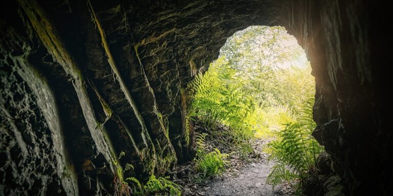 Blombos Cave In South Africa: An Archaeological Treasure - TripXL